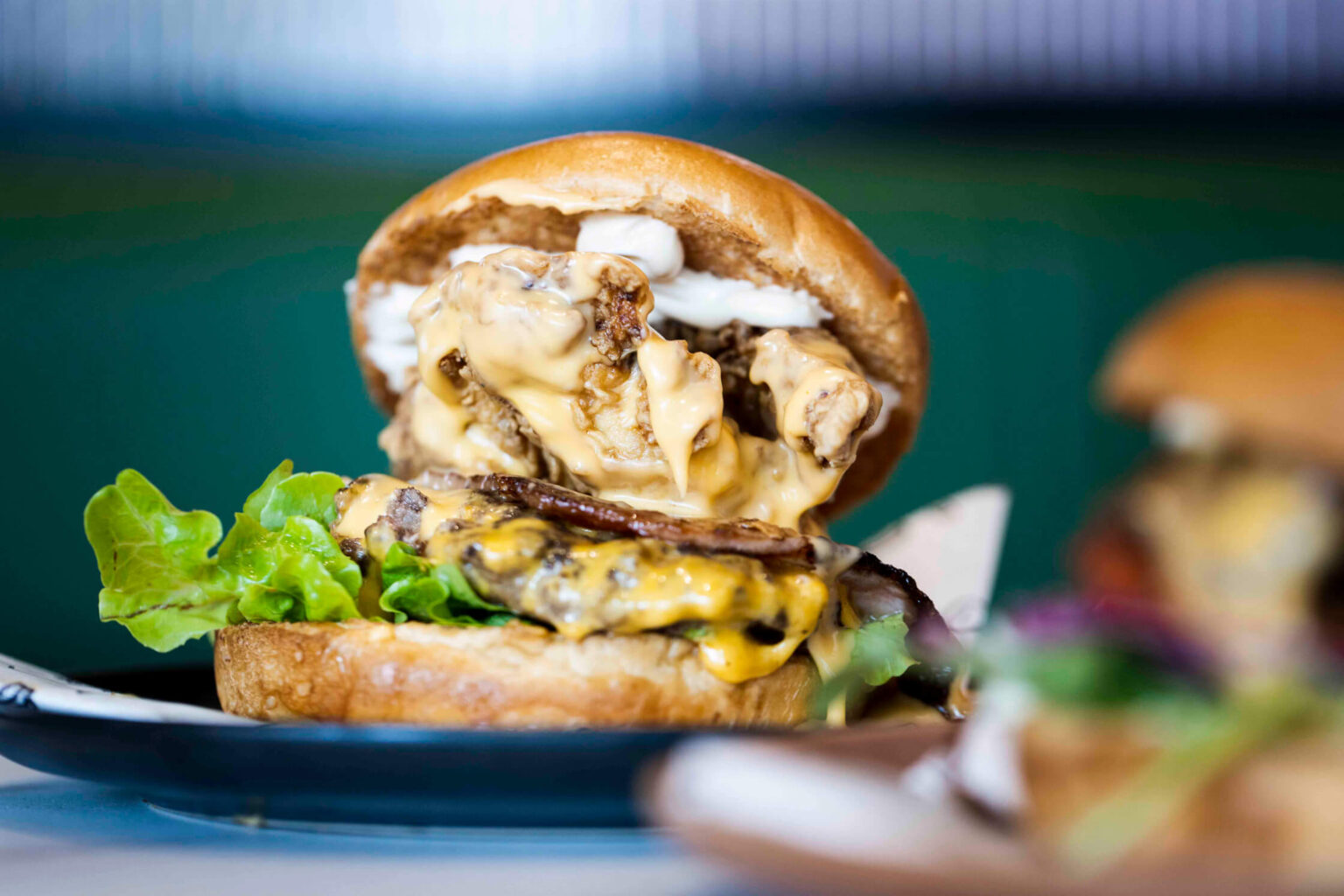 Burgerooze — HOT EATS - COOL TREATS